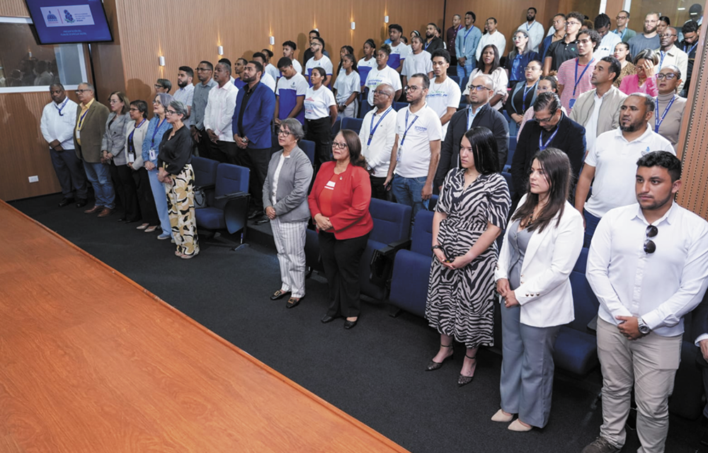 Click to enlarge image ISFODOSU_realiza_Lanzamiento_del_Despliegue ...